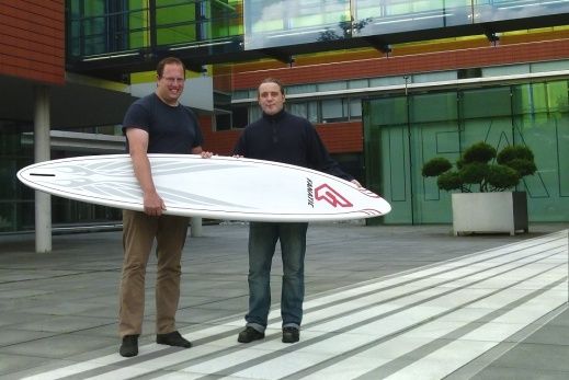 Neue Riblet Technologie wird auf einem Fanatic Speedboard getestet ...